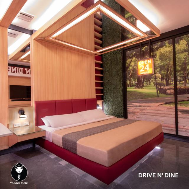 picture of the super deluxe room, "DRIVE N' DINE"